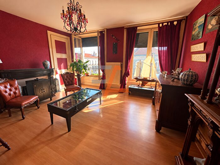 Saint-Étienne, Centre-ville, Peuple, Chavanelle : Appartement 4 pièces à vendre
