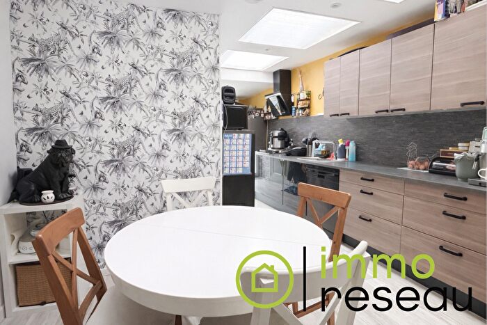 Maison à vendre - Houplines - 5 pièces - 4 chambres