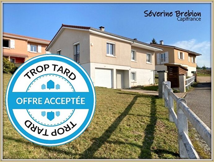 Maison à vendre - Chabreloche - 4 pièces - 3 chambres