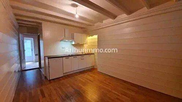 Préfecture, Lons-le-Saunier - Appartement 1 pièce à louer