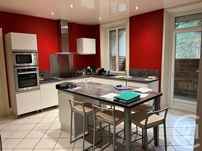 Appartement à louer - Saint-Rambert-en-Bugey - 4 pièces - 2 chambres