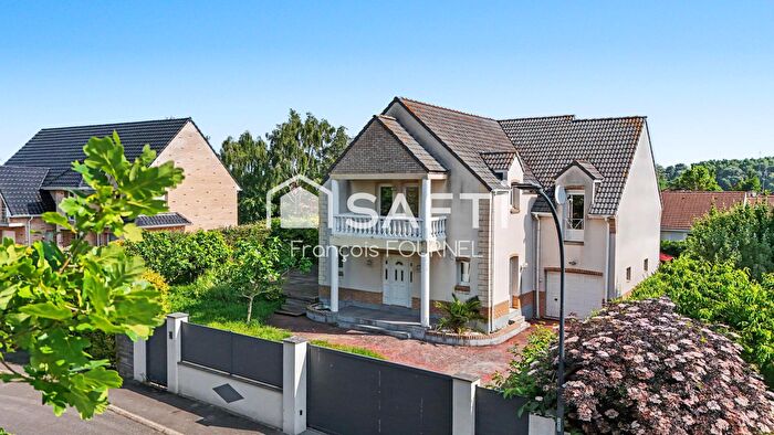 Longuenesse - Maison 9 pièces à vendre