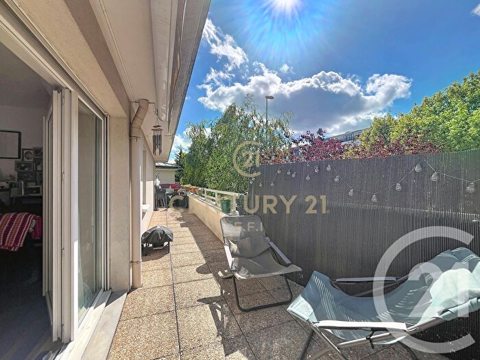 Noisy-le-Grand, Nord : Appartement 2 pièces à vendre