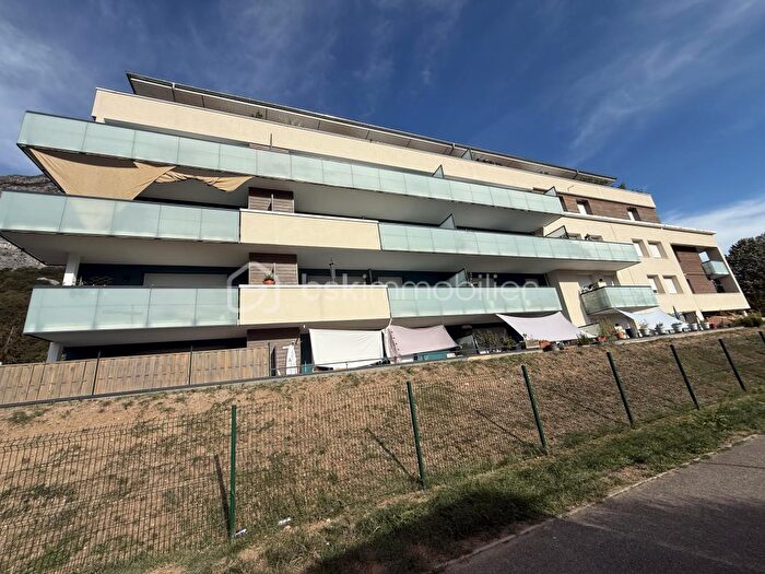 Saint-Martin-le-Vinoux : Appartement 2 pièces à vendre