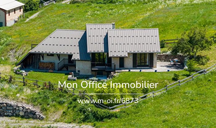Maison 4 pièces à Crévoux, à vendre