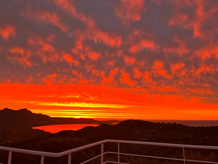 Maison à vendre - Lumio - 6 pièces - 4 chambres