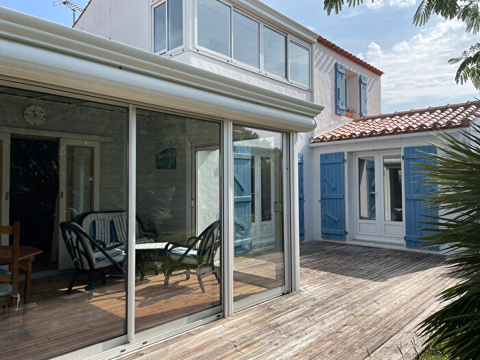 Maison à vendre - La Guérinière - 8 pièces - 5 chambres