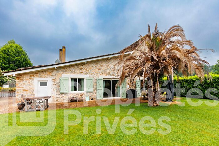 Maison 6 pièces à Salies-de-Béarn, à vendre
