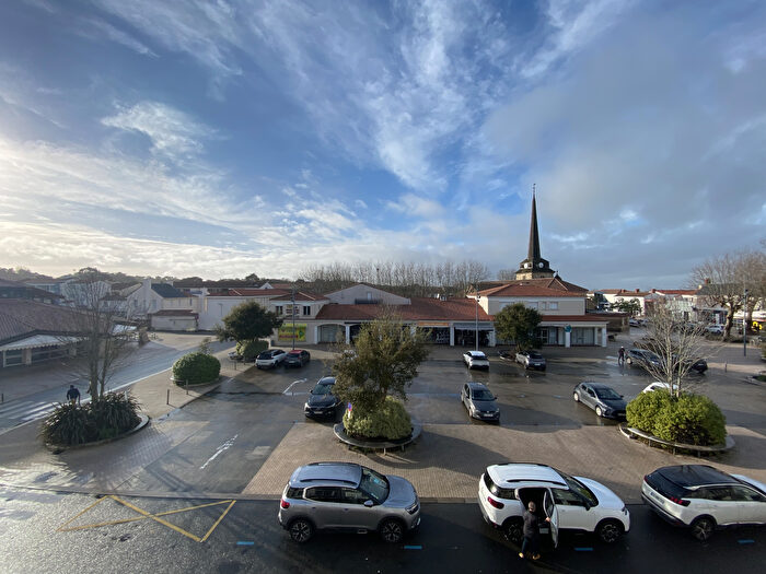 Appartement à vendre - Saint-Jean-de-Monts, Centre-ville, Vasais - 3 pièces - 2 chambres