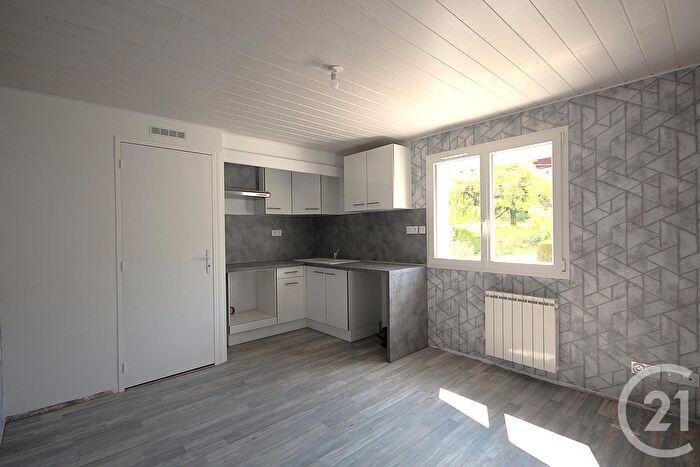 Rumilly, Les Collines, Nord - Appartement 2 pièces à louer