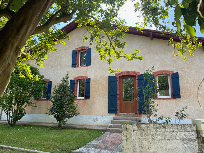 Maison 7 pièces à vendre à Montfort-en-Chalosse