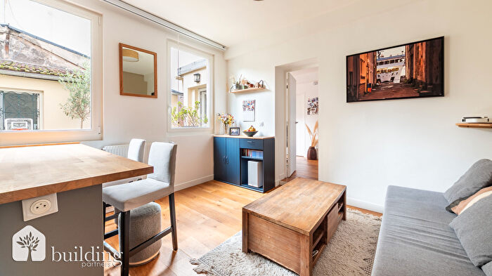 Appartement à vendre - Asnières-sur-Seine, Centre-ville - 3 pièces - 2 chambres