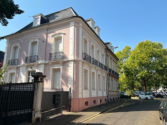 Mulhouse, Cité-Briand : Appartement 7 pièces à vendre