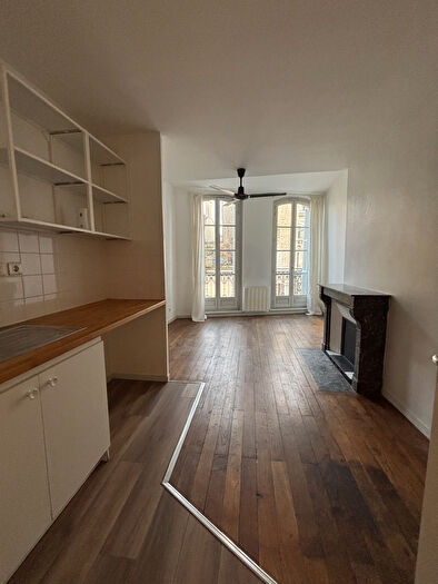 Appartement à louer - Dijon, Centre-ville - 3 pièces - 2 chambres