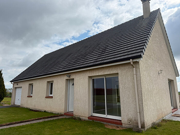 Maison à vendre - La Neuville-Chant-dOisel - 4 pièces - 3 chambres