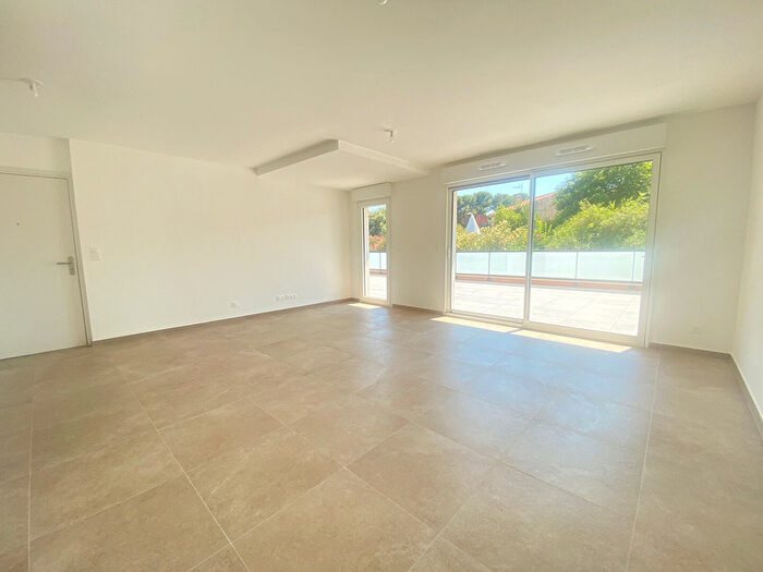 Appartement 3 pièces à La Ciotat, Vallat de Roubaud, à louer