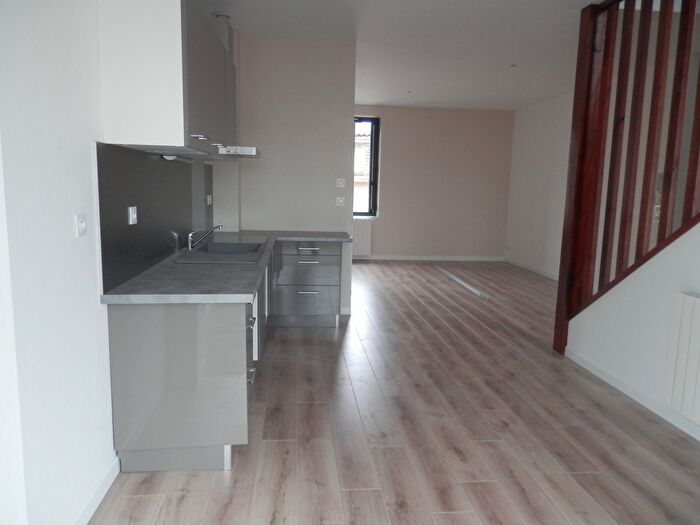 Dax, Centre-ville, Saint-Vincent : Appartement 3 pièces à louer