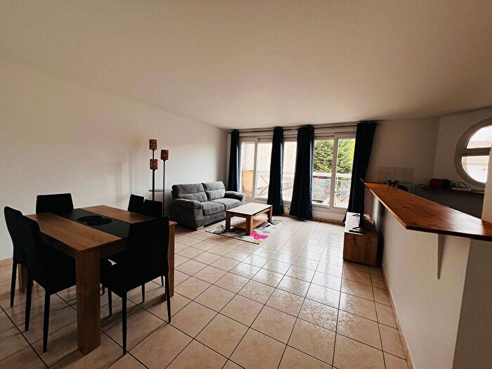 Appartement à louer - Pasteur, Saint-Cloud - 3 pièces - 2 chambres