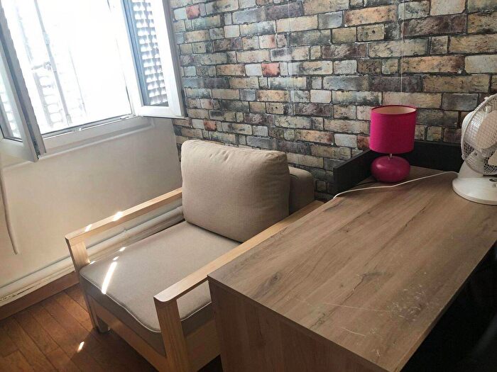 Appartement à louer - Paris ème arrondissement - 1 pièce