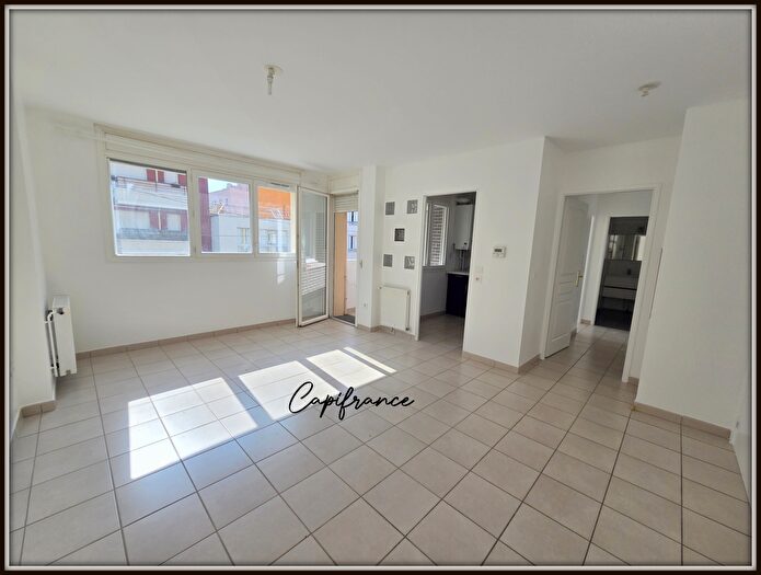Appartement 3 pièces à vendre - Livry-Gargan, Centre-ville