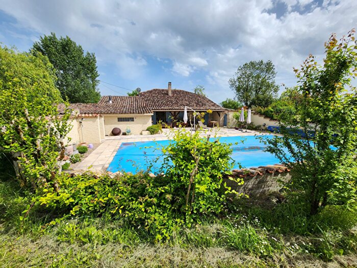 Maison à vendre - Plaisance - 13 pièces - 5 chambres