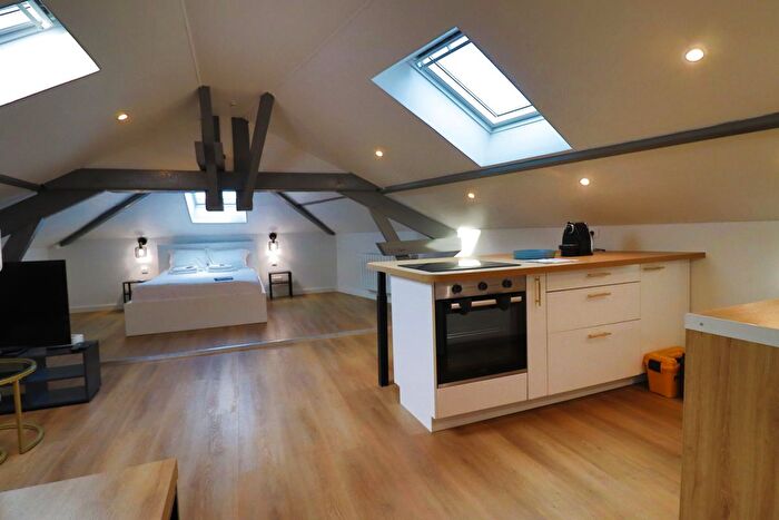 Appartement à vendre - Châlons-en-Champagne, Rive gauche - 1 pièce