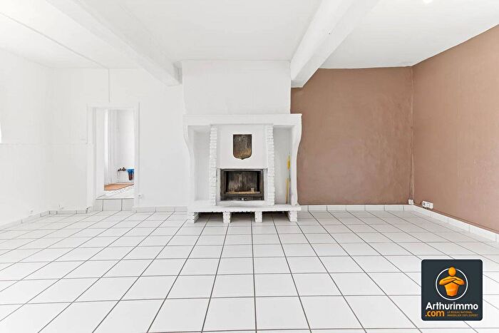 Appartement 4 pièces à louer à Le Village, Saint-Priest