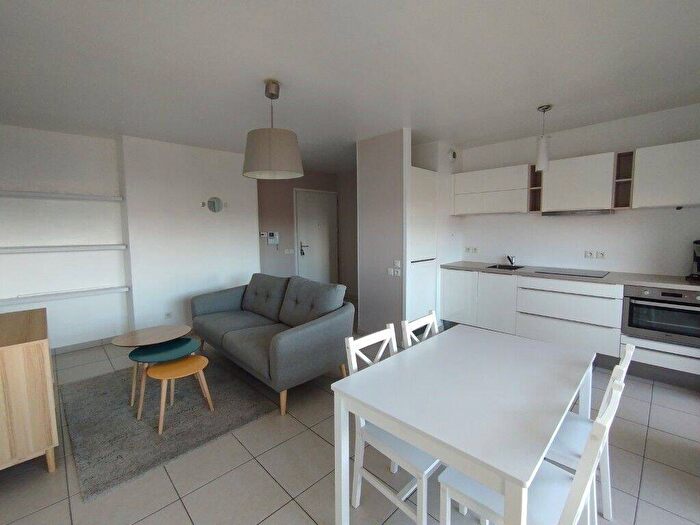 Appartement à louer - Sud, Vétraz-Monthoux - 2 pièces - 1 chambre