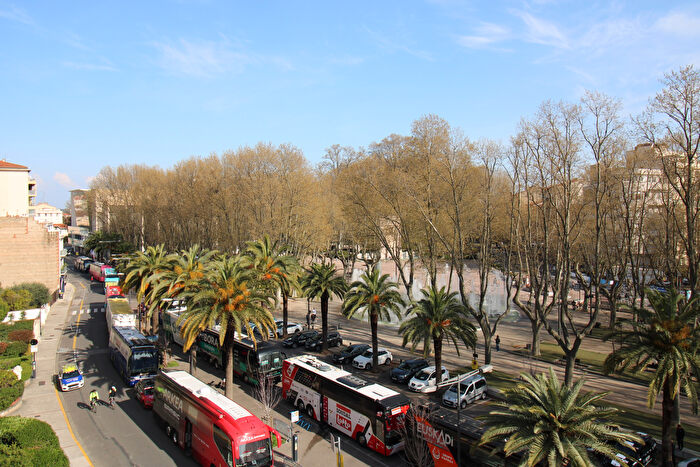 Appartement à louer - Perpignan, Les Platanes - 2 pièces - 1 chambre
