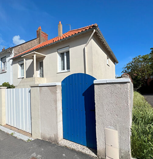 Maison à vendre - Les Sables-dOlonne - 5 pièces - 3 chambres
