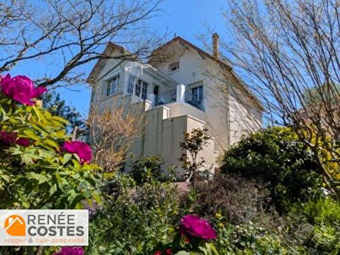 Saint-Martin-lès-Melle - Maison 7 pièces à vendre