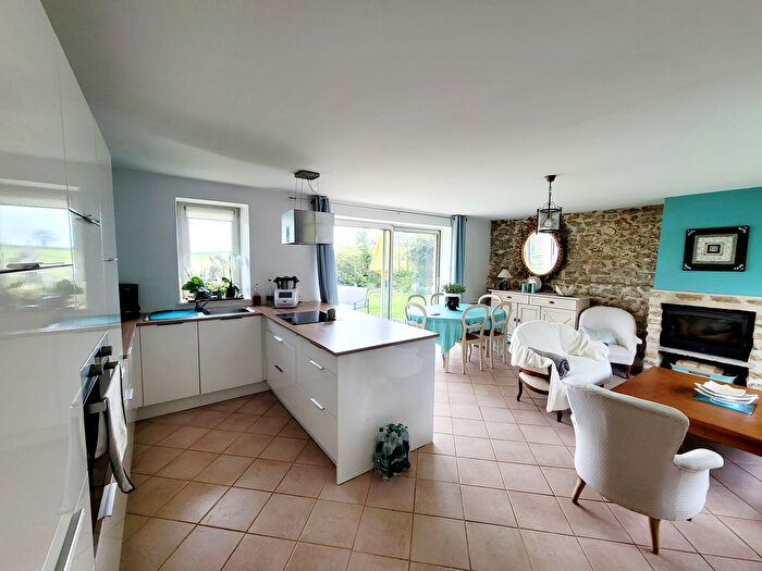 Maison 4 pièces à louer - Carly