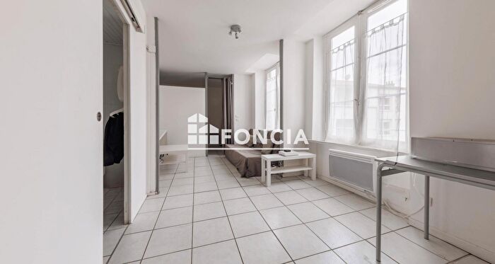 Appartement à vendre - Clermont-Ferrand, Delille, Cathédrale, La Gare - 1 pièce