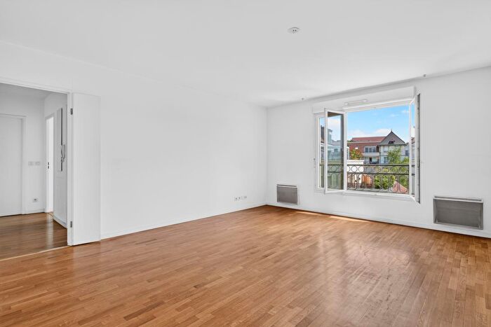 Appartement 2 pièces à Le Perreux-sur-Marne, Centre-ville, Quais d'Argonne, à vendre