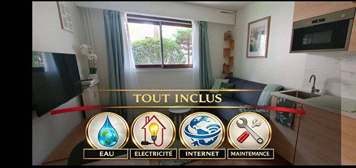 Appartement à louer - Clagny-Glatigny, Versailles - 1 pièce