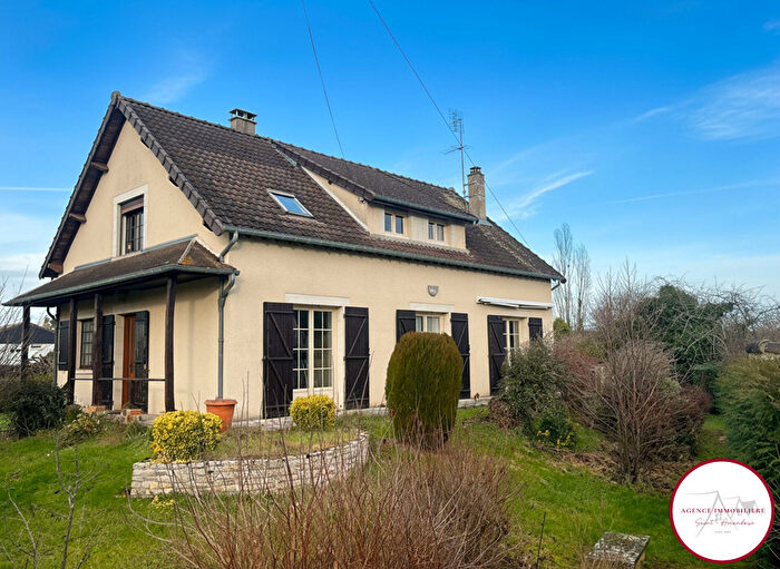 Maison à vendre - Orval - 6 pièces - 5 chambres