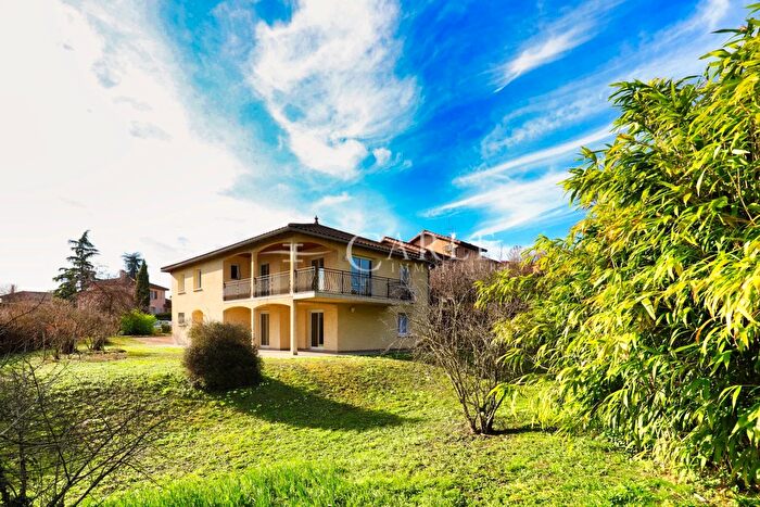 Maison à vendre - Genas - 8 pièces - 4 chambres