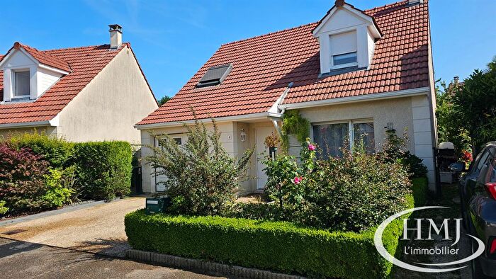 Maison 6 pièces à vendre à Lisses