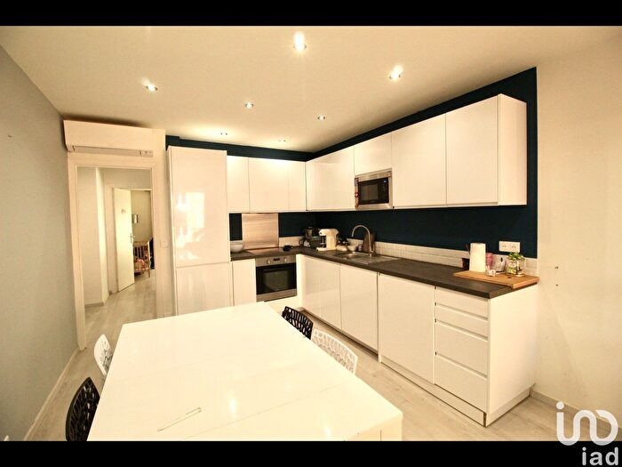 Appartement à vendre - Beaulieu-sur-Mer - 3 pièces - 2 chambres