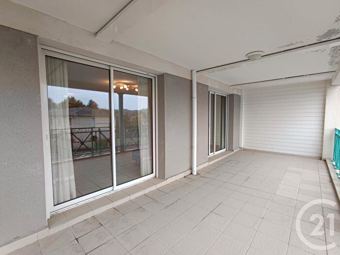 Appartement à vendre - Villeneuve-sur-Lot, Eysses - 5 pièces - 3 chambres