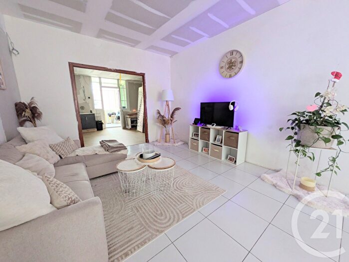 Maison 4 pièces à Saint-Gaultier, à vendre