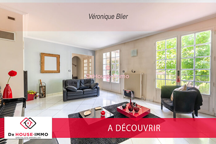 Auffreville-Brasseuil - Maison 5 pièces à vendre
