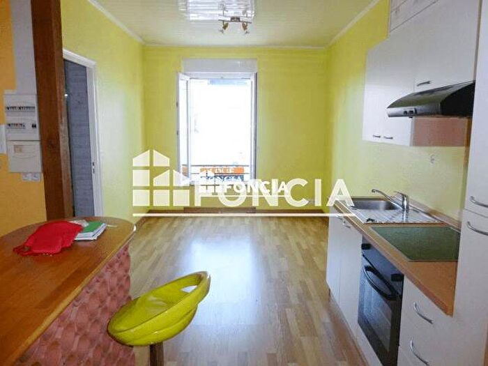 Appartement à louer - Hôpital-Chasse Royale-Le Pré, Le Mans - 2 pièces - 1 chambre