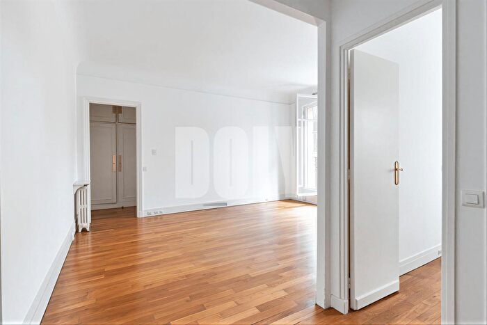 Appartement 2 pièces à vendre - Montrouge, Haut-Mesnil Grand Sud