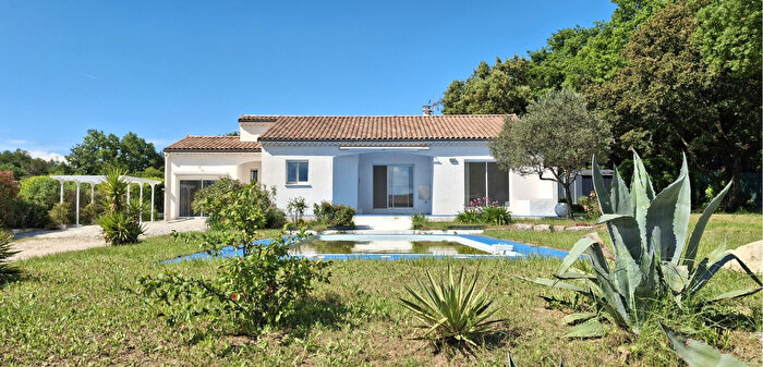 Maison à vendre - Montjoyer - 7 pièces - 4 chambres