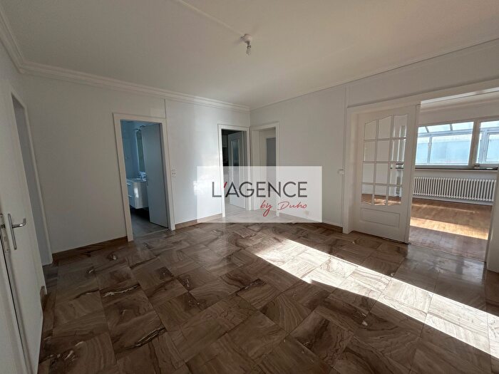 Appartement à louer - Thionville, Briquerie - 5 pièces - 3 chambres