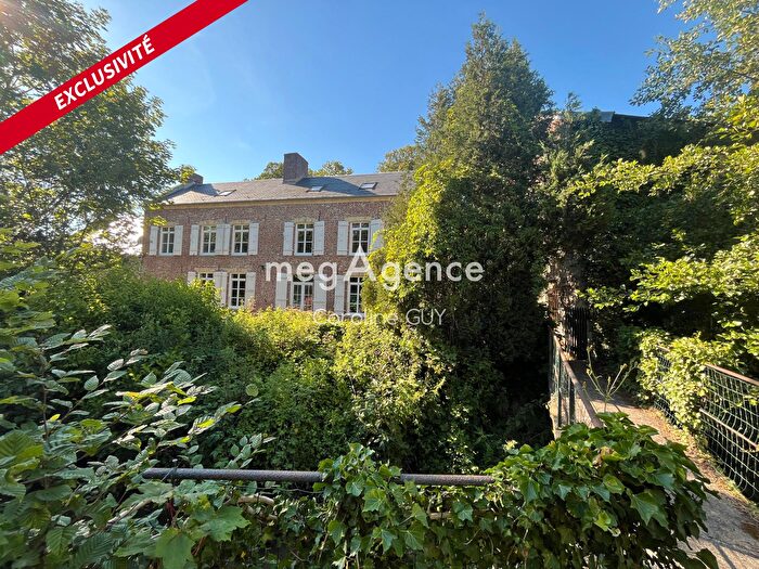 Maison 11 pièces à vendre à Blendecques