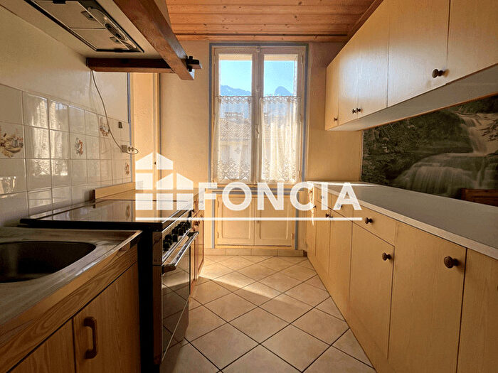 Appartement à vendre - Albertville, Centre-ville - 4 pièces - 3 chambres