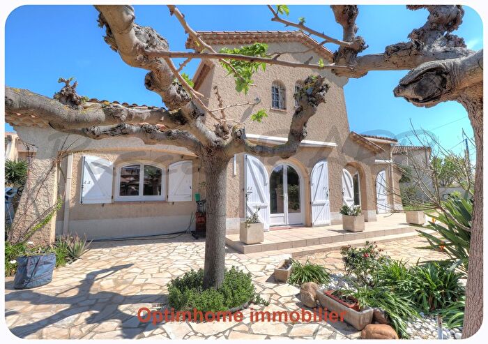 Maison à vendre - Agde, La Ville - 8 pièces - 6 chambres