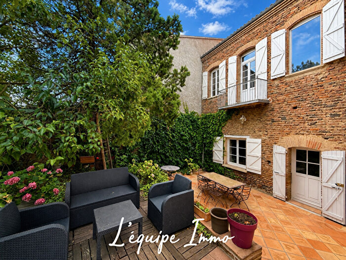 L'Isle-Jourdain : Maison 8 pièces à vendre